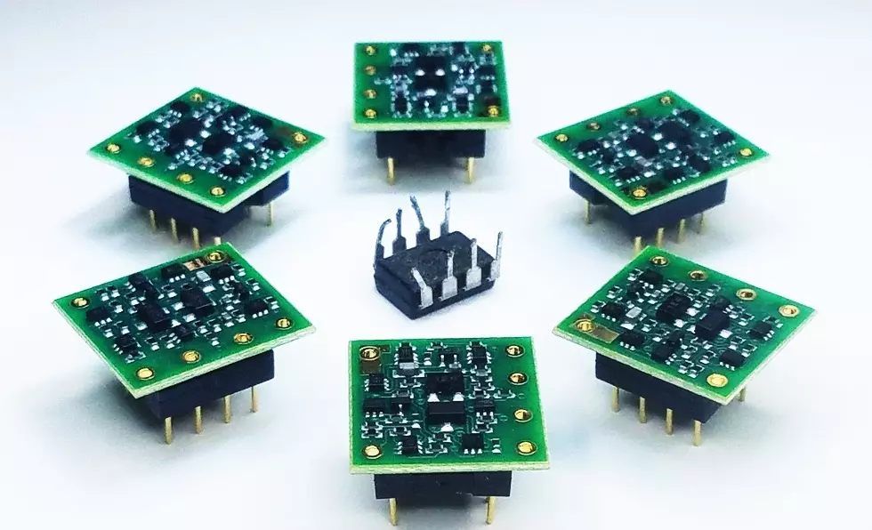 Discrete Op-Amp-Based Simple Oscillator Circuit Topologies - DRex ...